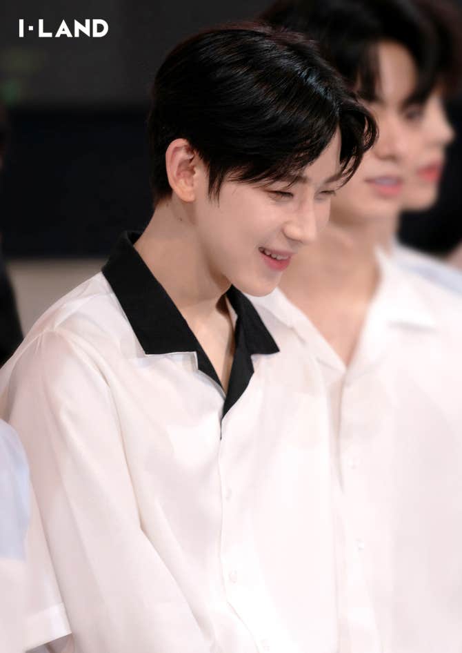 BEHIND PHOTO | 제작발표회 #1