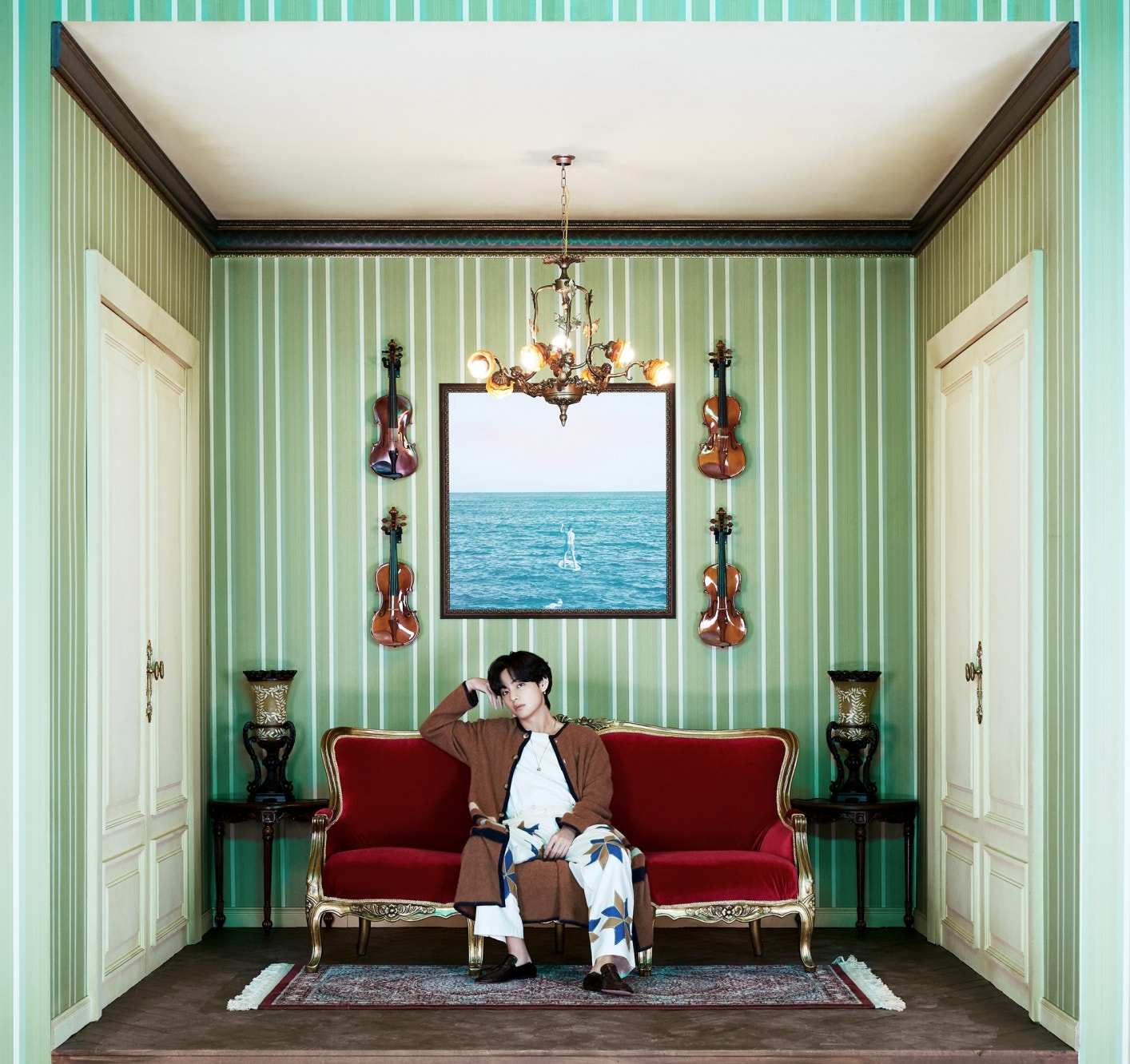 BTS (방탄소년단) BE Concept Photo - 뷔 (V)