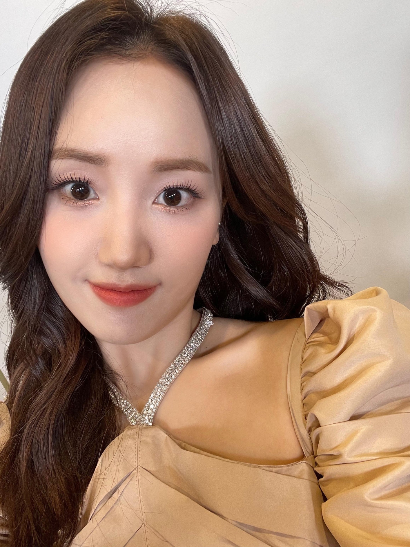 Cherry Bullet Community Posts - 사랑해 룰렛 ️ - HAE YOON