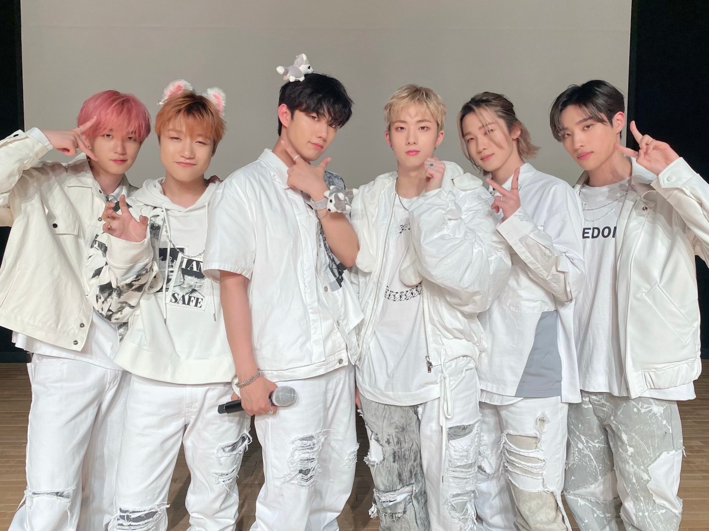 P1Harmony 2nd Mini Album [DISHARMONY : BREAK OUT] 팬 사인회 Selfie #7