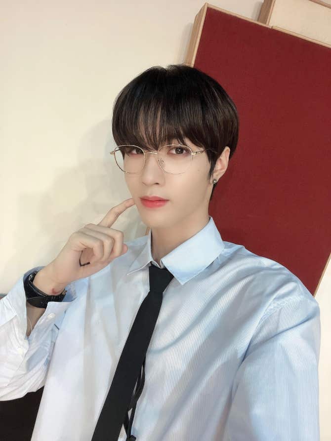 MIRAE Community Posts - 나우야아 오늘도 행복한 하루 보냈어???🥰🥰 - KHAEL