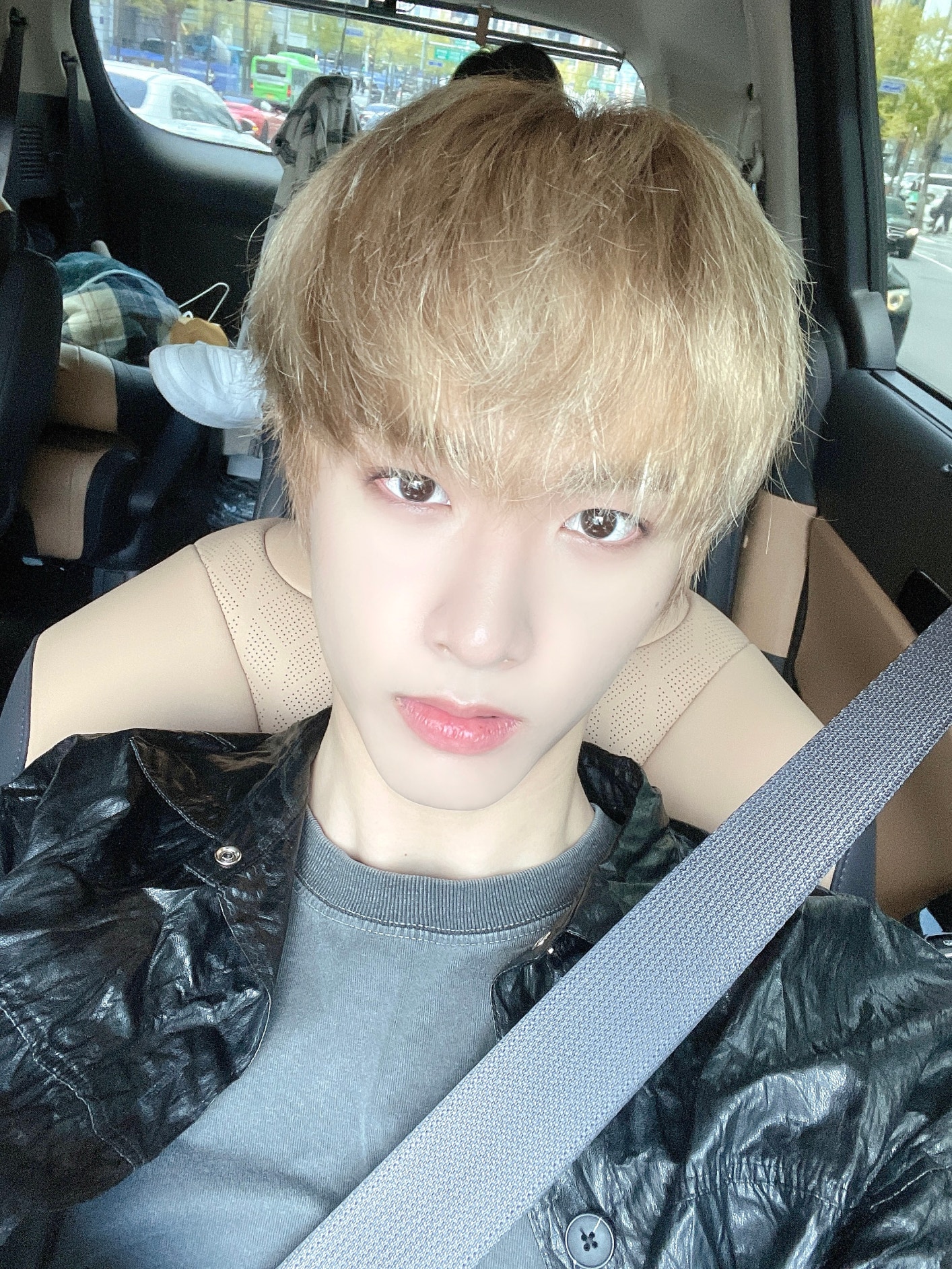 MIRAE Community Posts - 보고싶었어🙈 - KHAEL