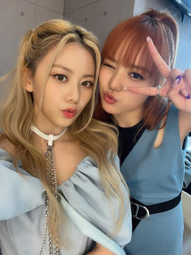 XG Community Posts - With Amy&Juria💗💙 - HINATA