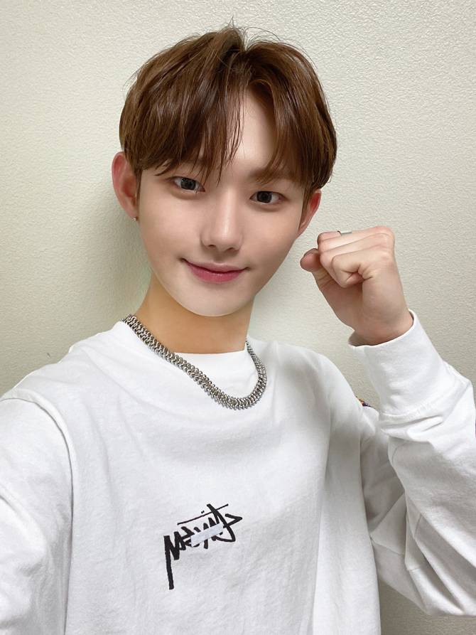 Atbo Community Posts 보트 어제 너무너무 하고 싶었던 첫 번째 팬싸를 하게 되어서 좋았습니다 오늘