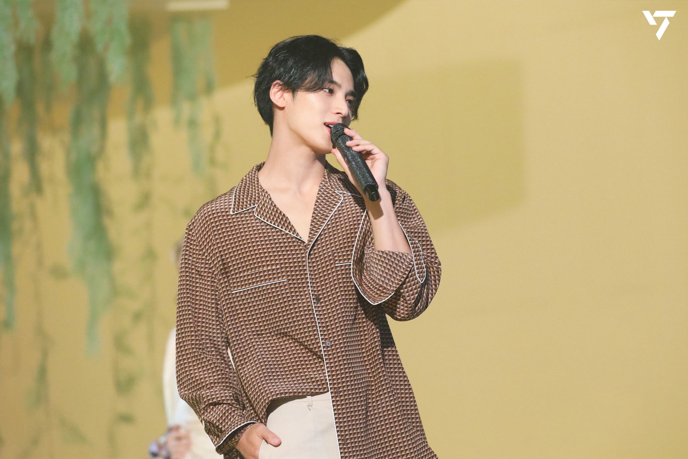 ‘CHEERS’+’_WORLD’ MTV We Speak Music Behind Sketch