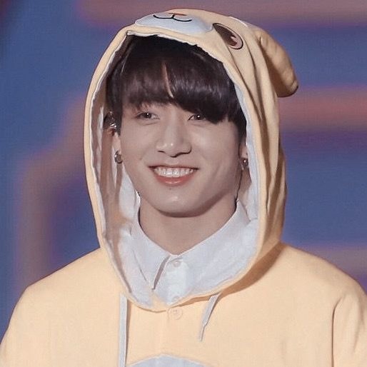 Bts Community Posts 🐰🐰💜💜그의 생일을 축하하기 위해 기다릴 수 없어 미리 생일 축하해 형 너무 신난다 정국