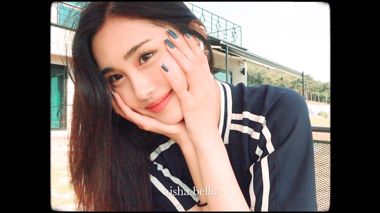 hello, aisha bella