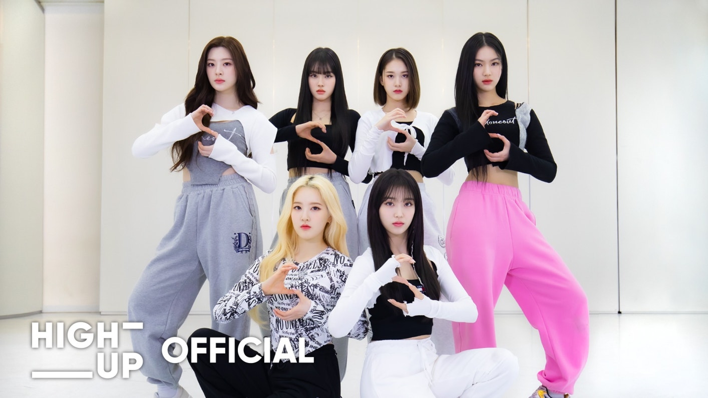 STAYC(스테이씨) 'RUN2U' Dance Practice