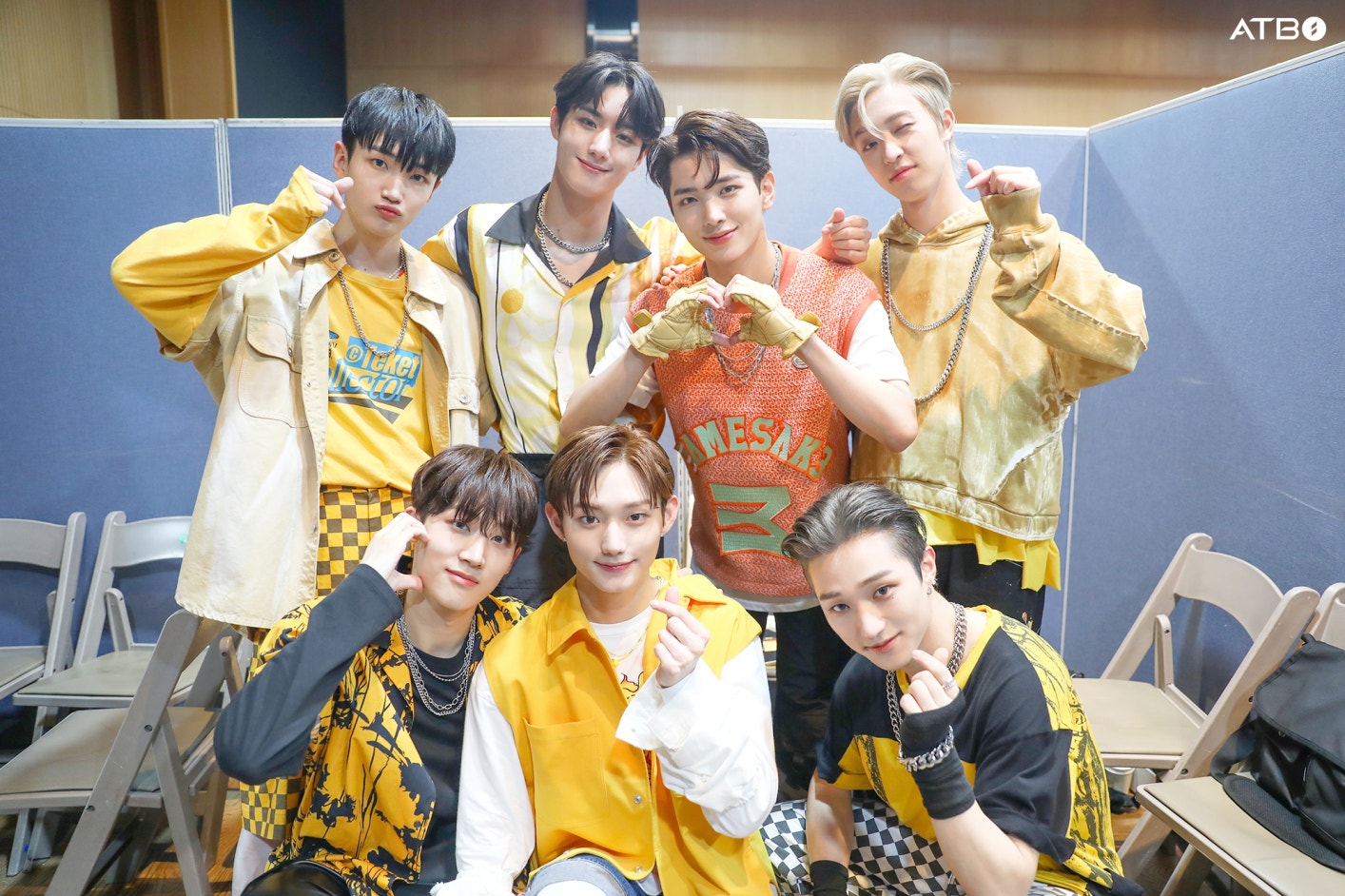 ATBO DEBUT ALBUM [The Beginning : 開花] 음악방송 BEHIND