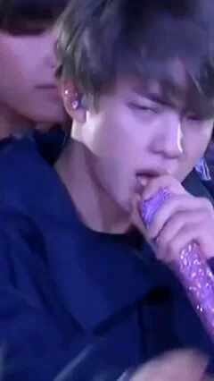 BTS 커뮤니티 포스트 - love you ️ BTS 💖 V RM Jim Jimin Jk JHOPE SUGA 💝 love you ️ V 💜💜💜💜