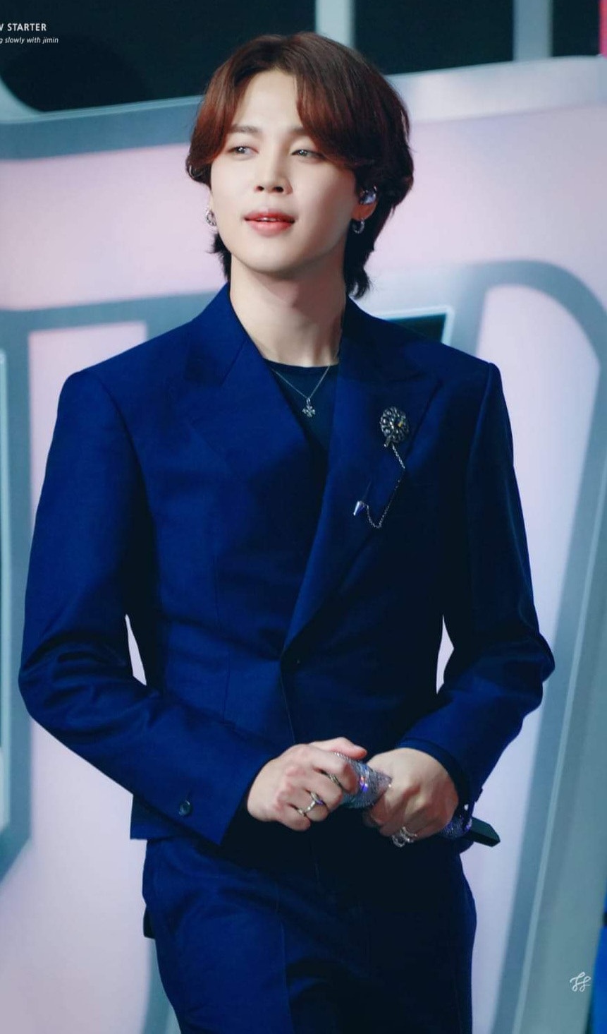 BTS Community Posts - jimin ah you are my blue prince 😘😘😘😘🥰🥰🥰😍😍😍😍