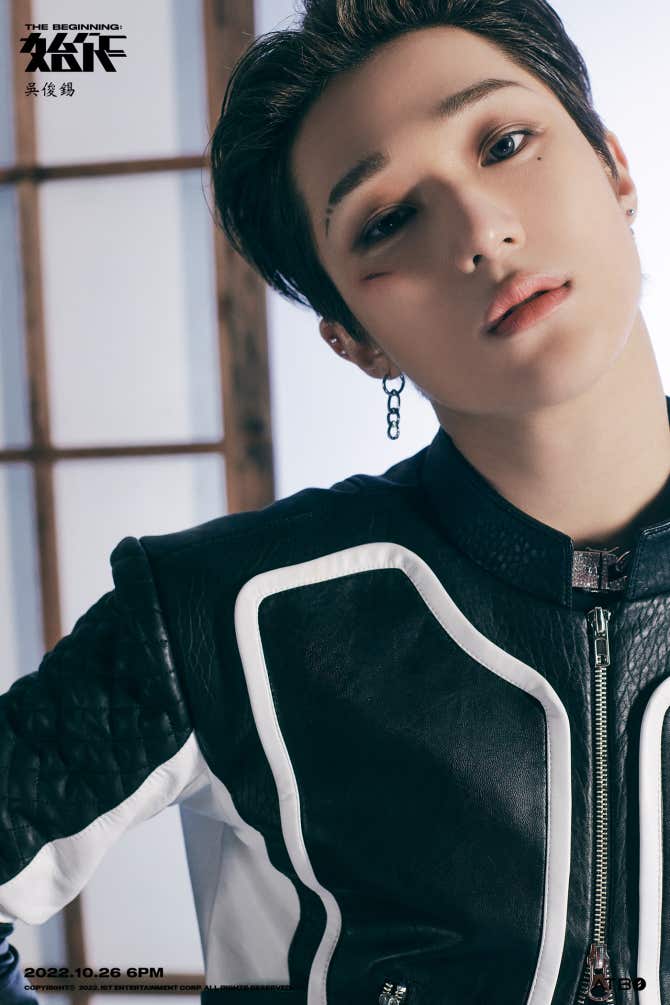 ATBO 2ND MINI ALBUM [The Beginning : 始作] CONCEPT PHOTO #3 OH JUNSEOK