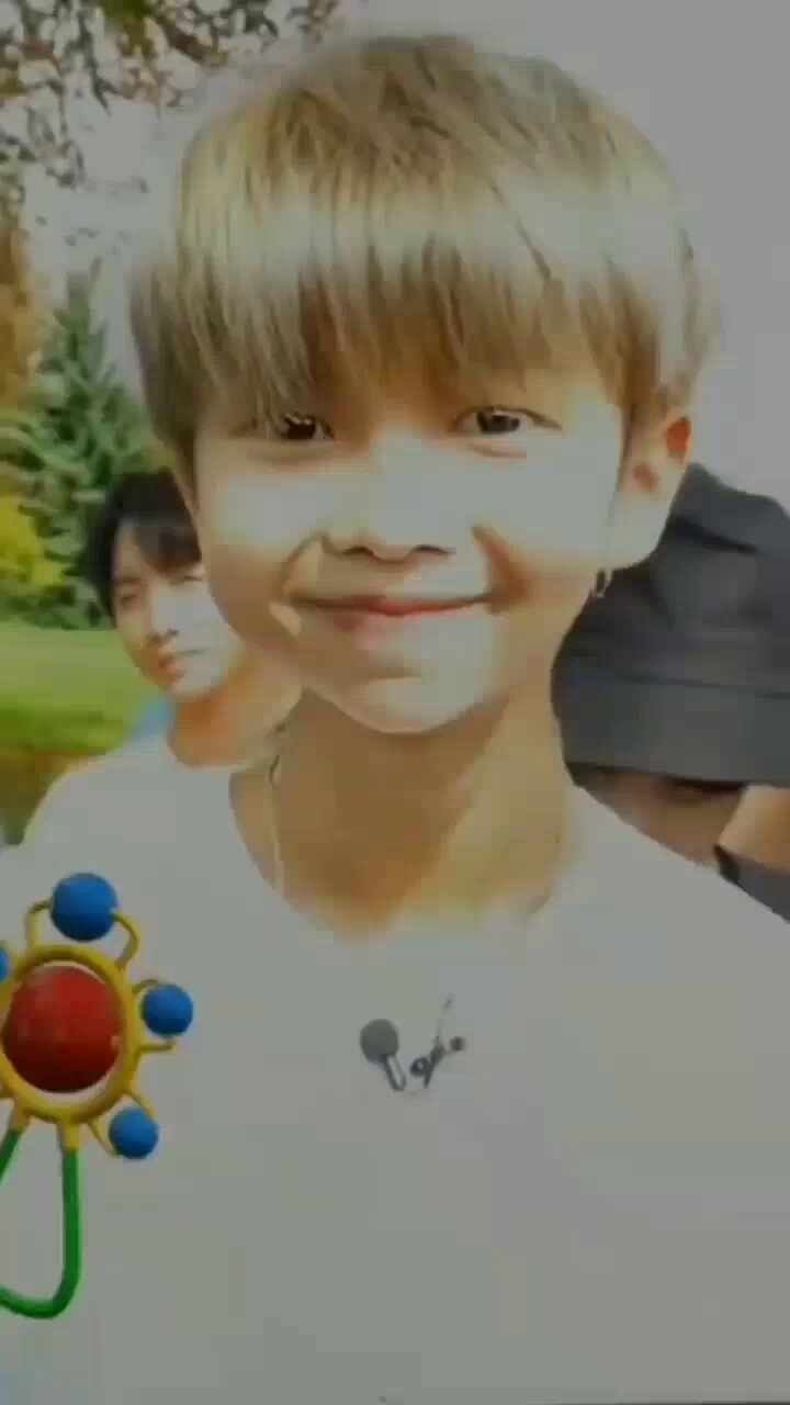 BTS Community Posts - BTS kids