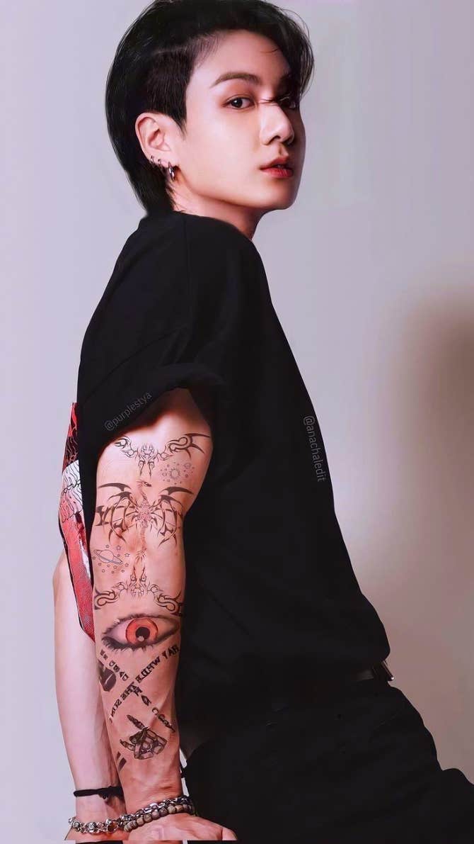 BTS Community Posts - Jungkook my rabbit🐰