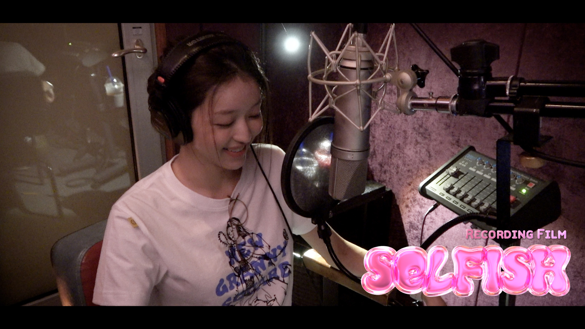 유아(YooA) - Selfish Recording Film