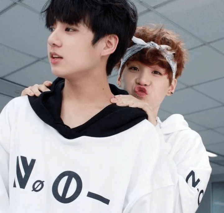 BTS Community Posts - #to_suga otro pico para mi coleccion 😆😍😘