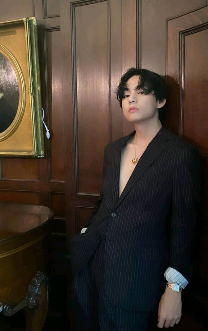 BTS Community Posts - l Love you v bad boy