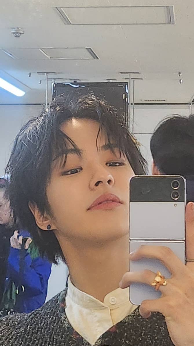 TREASURE Community Posts - - YOON JAE HYUK