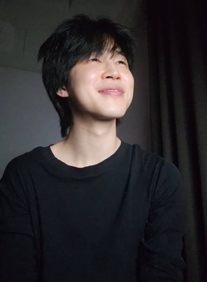 Bts Community Posts 👏🏻🥰🎉😘축하합니다 지민 빌보드 핫 100 1위 아티스트가 너무 자랑스럽습니다 당신은