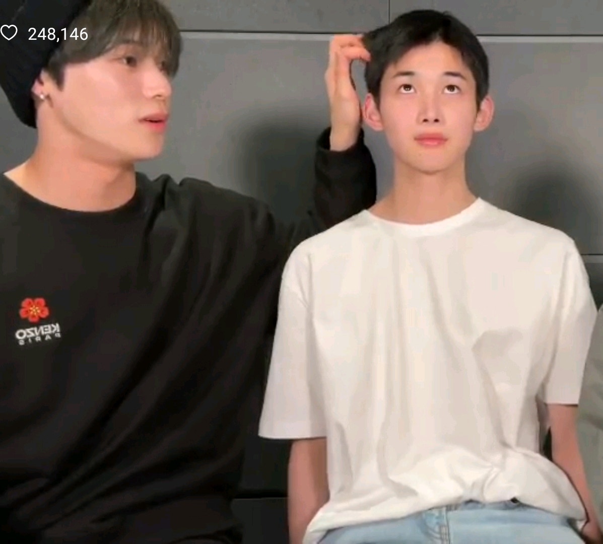 &TEAM Community Posts - #to_jo #to_k #to_andteam K男は面白い🤣そしてJOのリアクションが可愛い😚 笑わせてくれてありがとう ~~ + 6月の ...