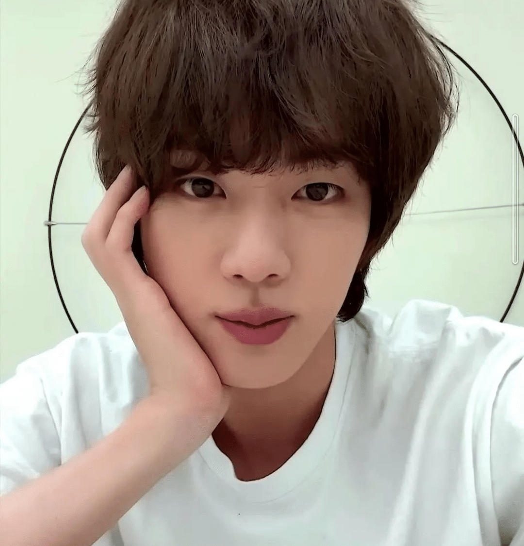 Bts Community Posts ジンくんおはよう☀️ ジンくんもジミンちゃんの サイン、メッセージ付きの アルバムほしいね 貰える