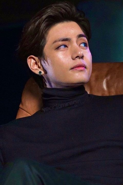 BTS Community Posts - v I love you😍😍😘😘