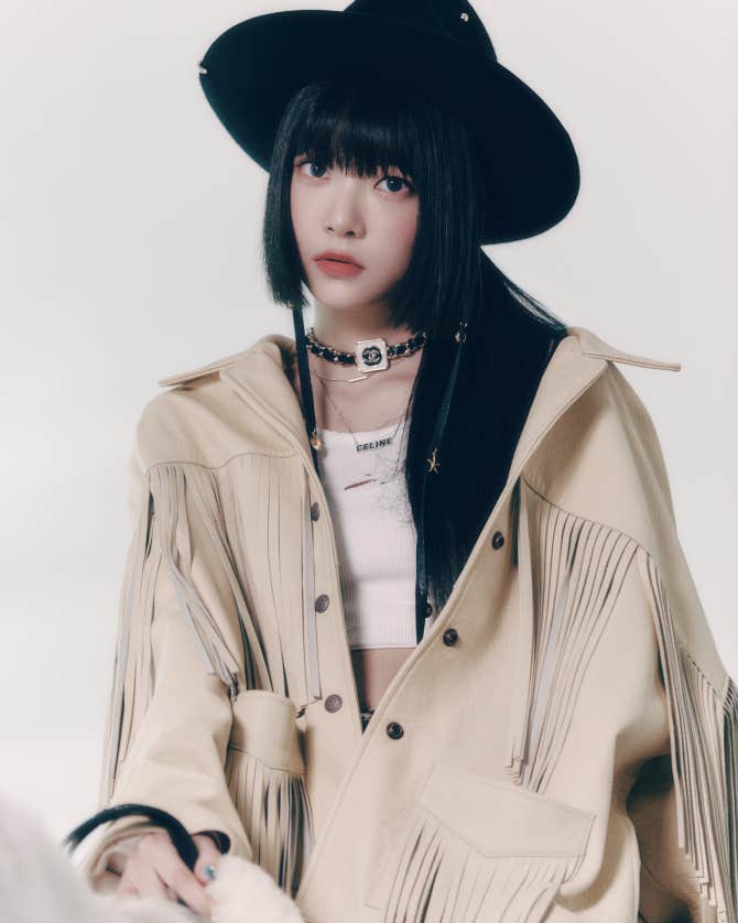 'UNFORGIVEN' DUSTY AMBER HONG EUNCHAE