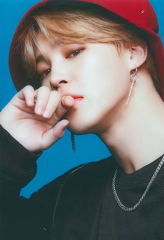 Bts Community Posts 지민아 💜 넌 요즘 어떻게 지내니 난 ~하루하루가 빠르게 흘러간다 지민아 난 내일 긴