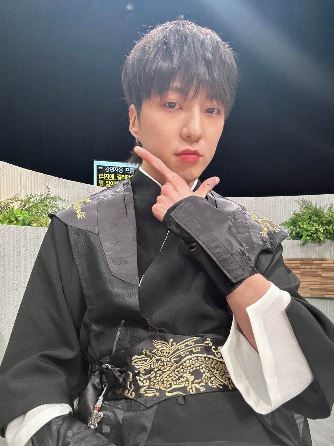 WINNER Community Posts - 차클💙 - YOON