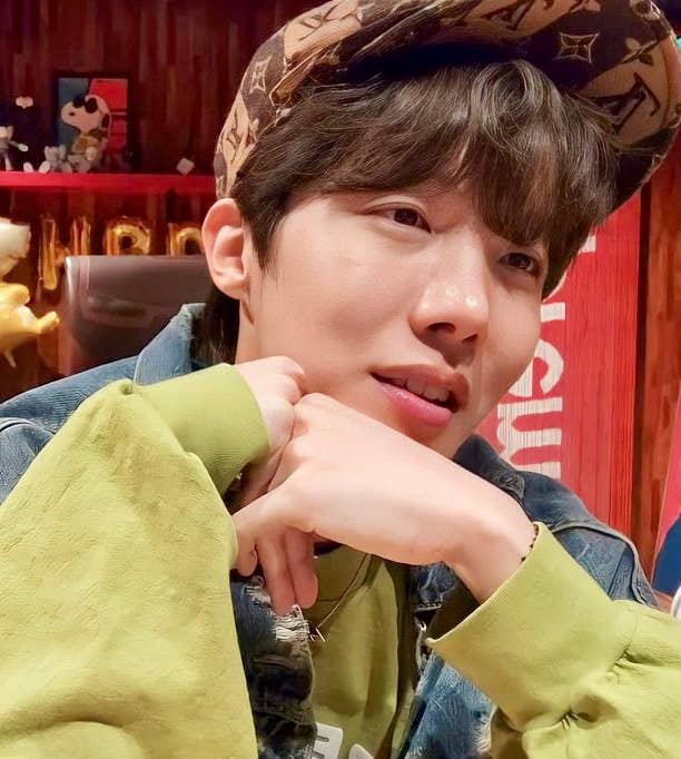 Bts Community Posts Dear Jhope From Army To Jhope 저는 당신이 너무 외롭지 않고