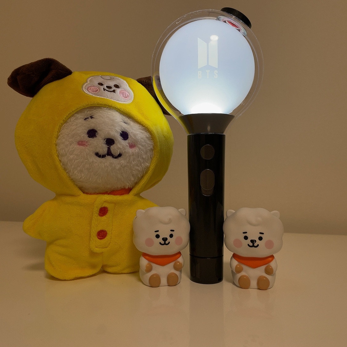 Bts Community Posts Dear Jin From Army To Jin ジンくん💜 映画のチケット取れました🎬🎫