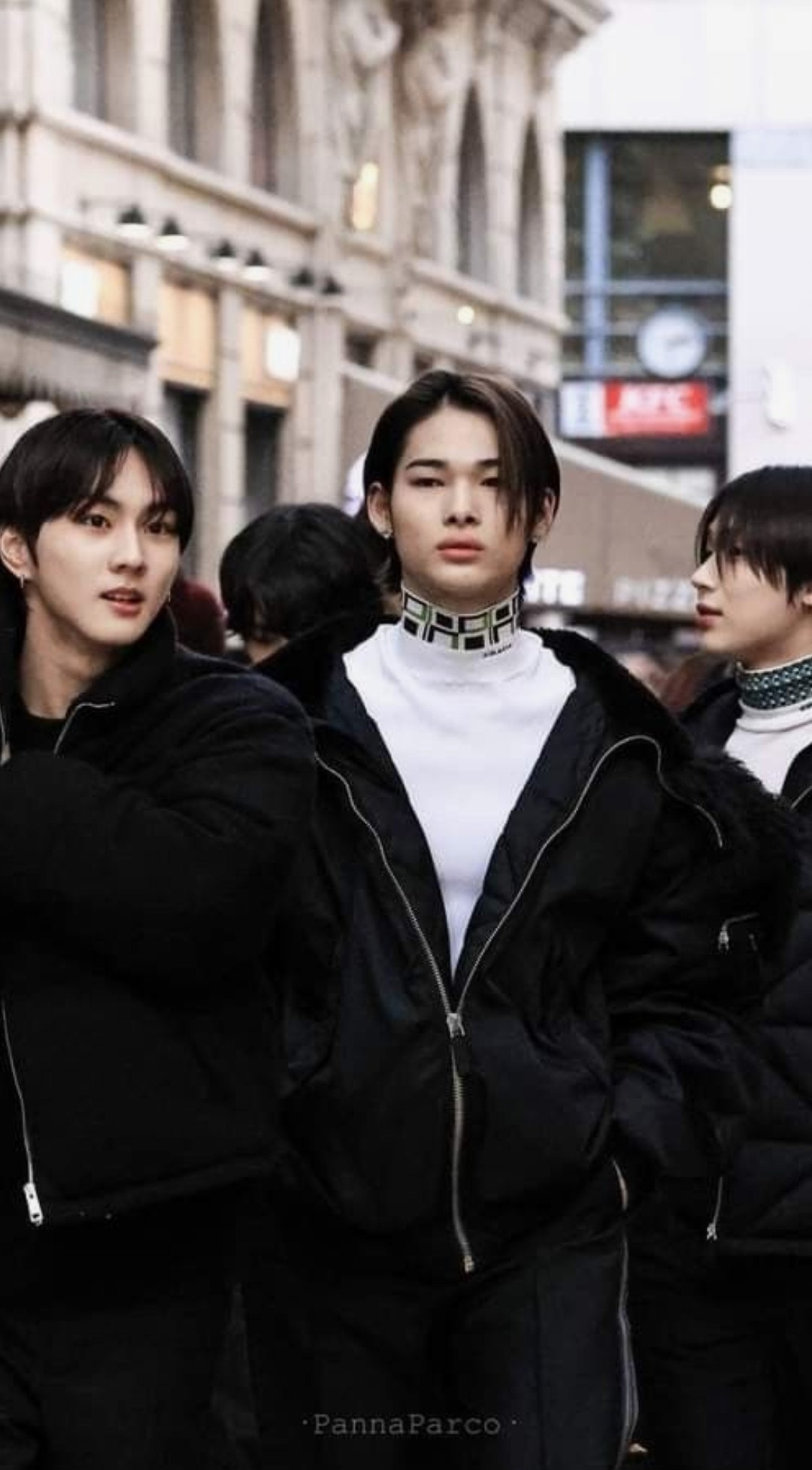 ENHYPEN Community Posts - #niki #niki_forever #enhypen_niki まるでPRADAのCM ...