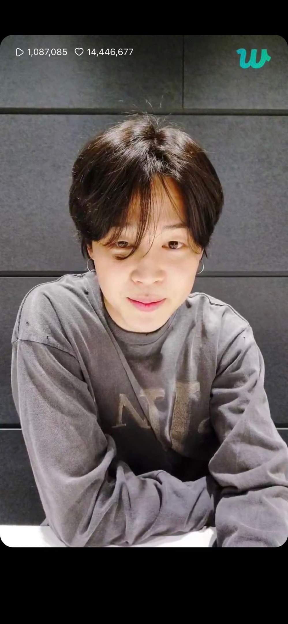 BTS Community Posts - [#PHOTOS📸] JIMIN WEVERSE LIVE | 230203 🤍 THANK ...