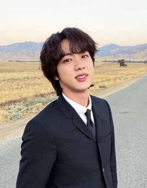BTS Community Posts - #Dear_Jin_from_ARMY JIN Time JINくん 毎日どんな風に過ごしています ...