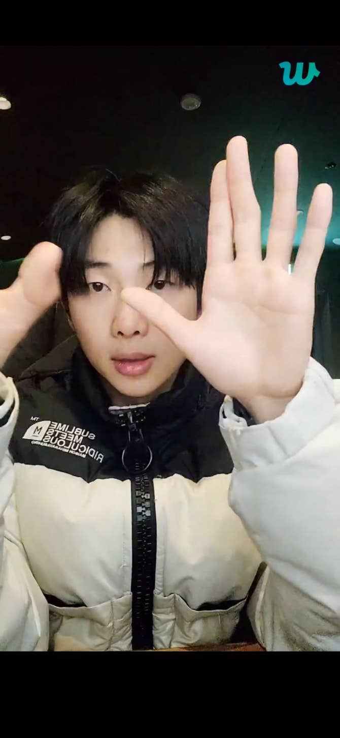 BTS Community Posts - Joon: just saying hi 안녕하세요. 와주셔서 고마워요. 네가 잘 지내는 ...