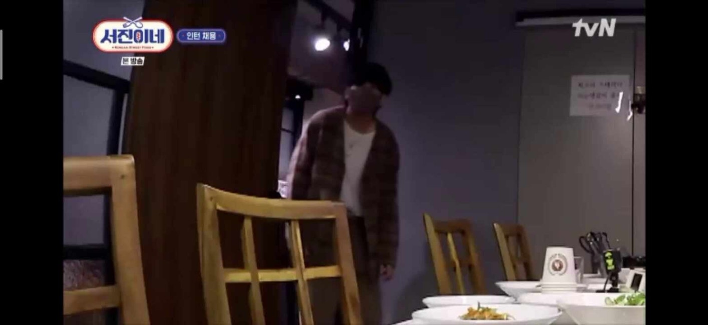 Bts Community Posts 나는 그것을보고있다 오랫동안 이 공연을 기다려왔다 이것은 확실히 놀랍습니다
