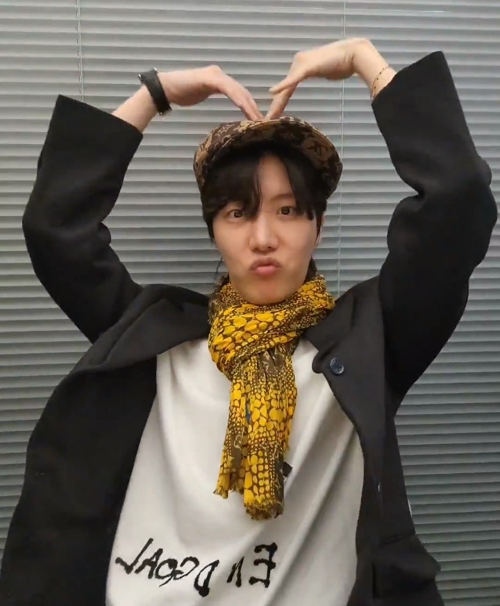BTS Community Posts - love you army's 💜💜💜 saranghae 💜💜 and i miss you ...