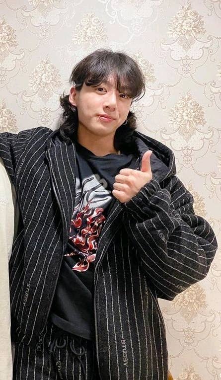 BTS Community Posts - •:°🫧𝐉𝐮𝐧𝐠𝐤𝐨𝐨𝐤 𝐡𝐚𝐝 𝐝𝐢𝐧𝐧𝐞𝐫 𝐰𝐢𝐭𝐡 𝐂𝐡𝐨𝐨 𝐒𝐮𝐧𝐠 𝐇𝐨𝐨𝐧! 𝐥𝐨𝐨𝐤 ...