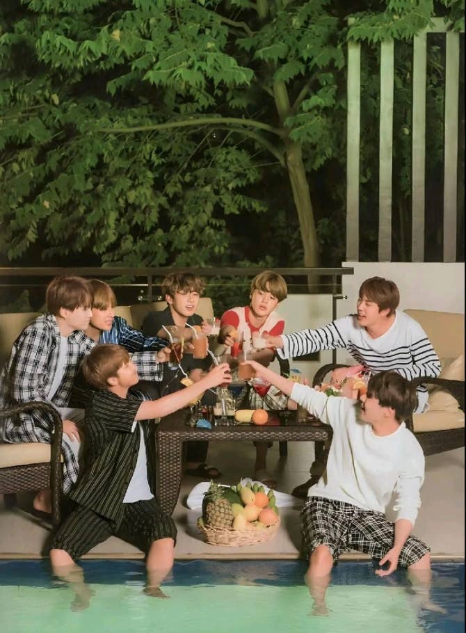 BTS Community Posts - BTS FOREVER 💜💜💜💜 Los amo mis niños!!! Lo estan haciendo bien🌟🌟 Sean ...